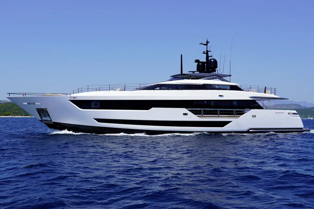 FOX Superyacht | Luxury Yacht for Sale | Burgess
